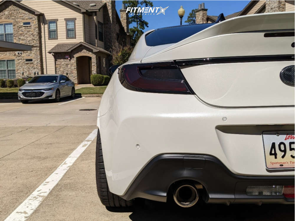 2022 Toyota GR86 Premium with 18x8.5 AVID1 Av20 and Michelin 225x40 on ...