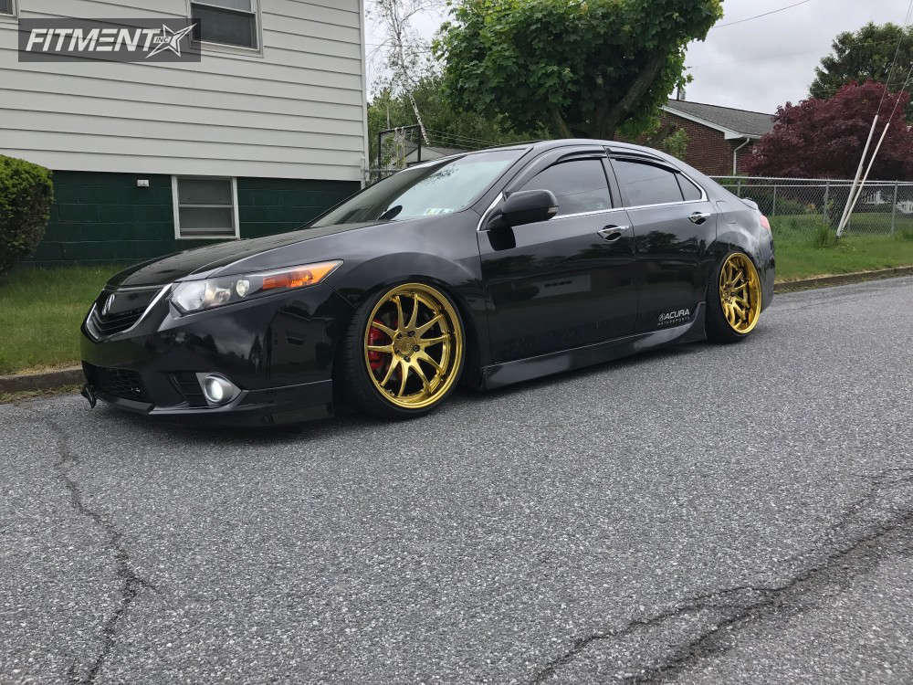 2012 Acura TSX V6 with 19x9.5 Aodhan DS02 and Delinte 225x35 on Air ...