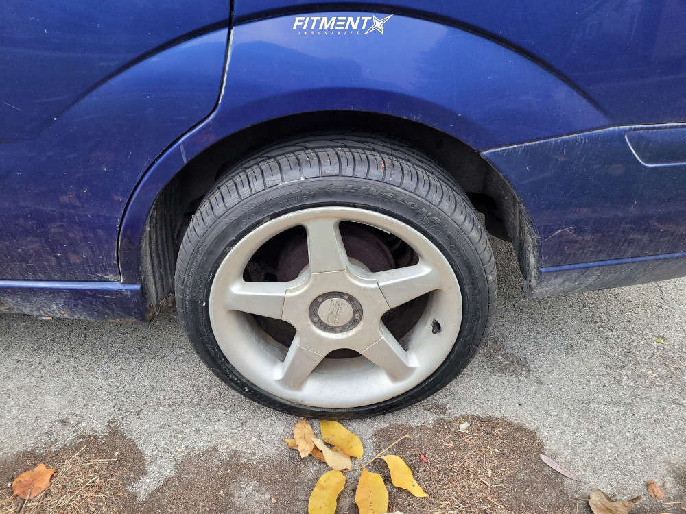 2006 Ford Focus ZXW with 16x8 OZ Racing Monte Carlo and Crosswind ...