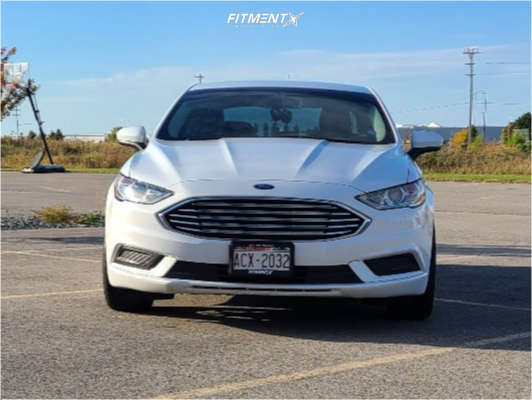 2018 Ford Fusion SE with 18x8.5 ESR Cs11 and Vercelli 235x45 on Stock ...
