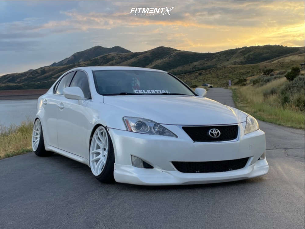 2008 Lexus IS250 Base with 18x10.5 Vordoven Forme 9 and Dunlop 225x40 ...