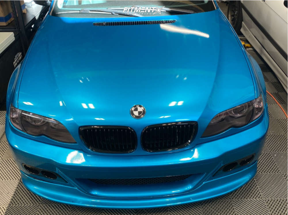2003 BMW 330i Base with 18x9.5 Momo RF Series Etna and Continental ...