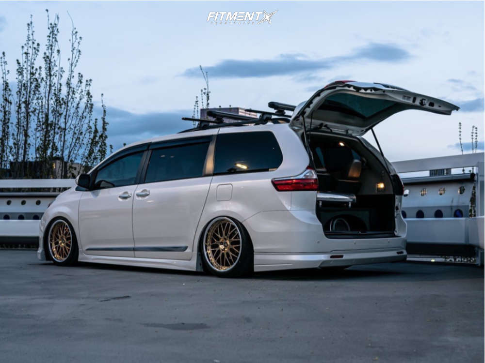 2015 Toyota Sienna Limited with 20x10.5 Work Vs Xx and Falken 245x40 on ...