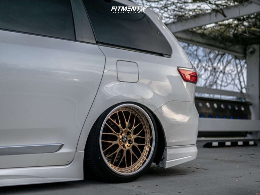 2015 Toyota Sienna Limited with 20x10.5 Work Vs Xx and Falken 245x40 on ...