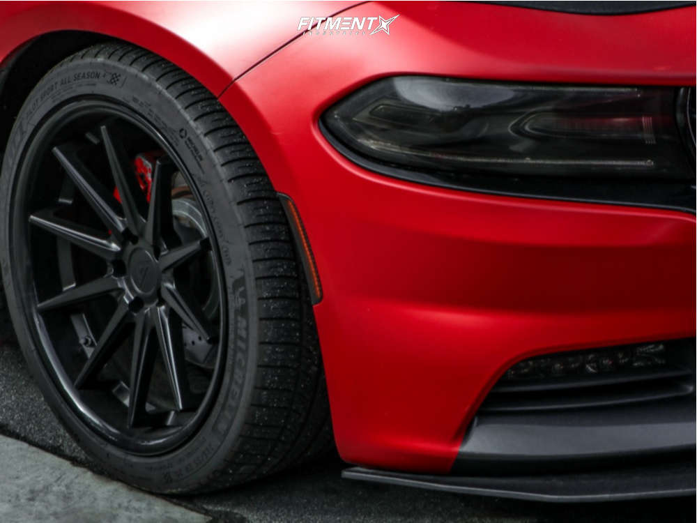 2017 Dodge Charger R/T with 20x10.5 Ferrada Fr4 and Michelin 295x35 on ...