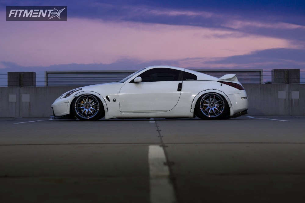2005 Nissan 350Z Base with 19x11 Aodhan DS02 and Hankook 255x35 on Air ...