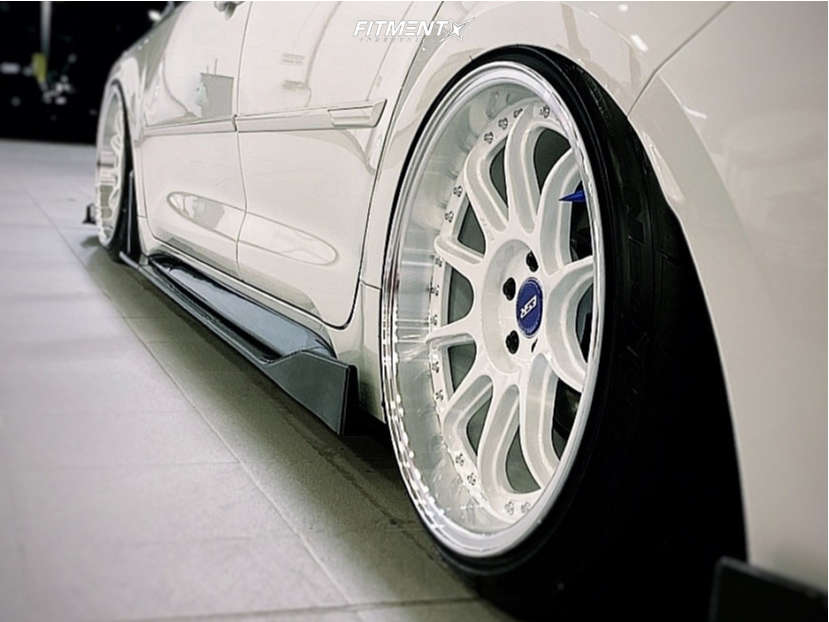 2020 Toyota Corolla XSE with 18x9.5 ESR Cs12 and Nitto 215x40 on Air ...