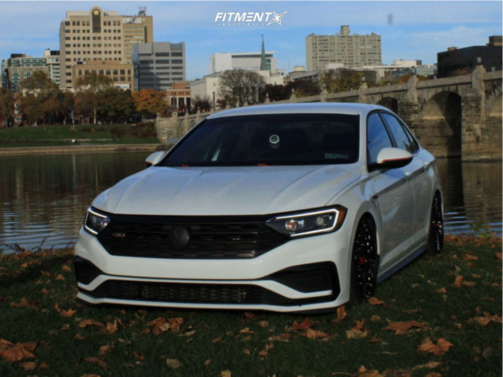 2019 Volkswagen Jetta GLI S with 18x8.5 Rotiform Las-r and Toyo Tires ...