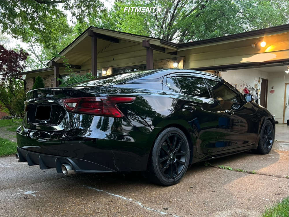 2017 Nissan Maxima SR with 18x8.5 Momo Quantum and Kelly 245x45 on ...