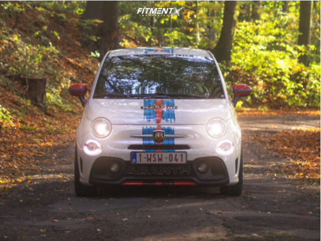 2019 Fiat 500 Abarth with 17x7.5 Rotiform Las-r and Pirelli 205x40 on ...