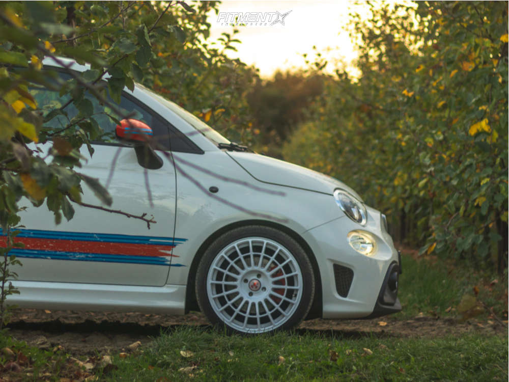 2019 Fiat 500 Abarth with 17x7.5 Rotiform Las-r and Pirelli 205x40 on ...