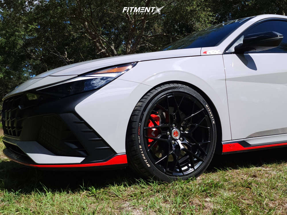 2022 Hyundai Elantra N Base with 19x8.5 ARK Performance AB-10S Flow ...