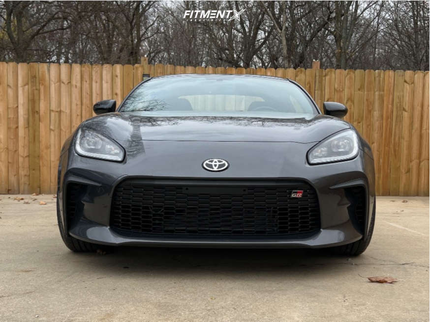 2022 Toyota GR86 Base with 18x9.5 AVID1 Av6 and Arroyo 215x40 on Stock ...