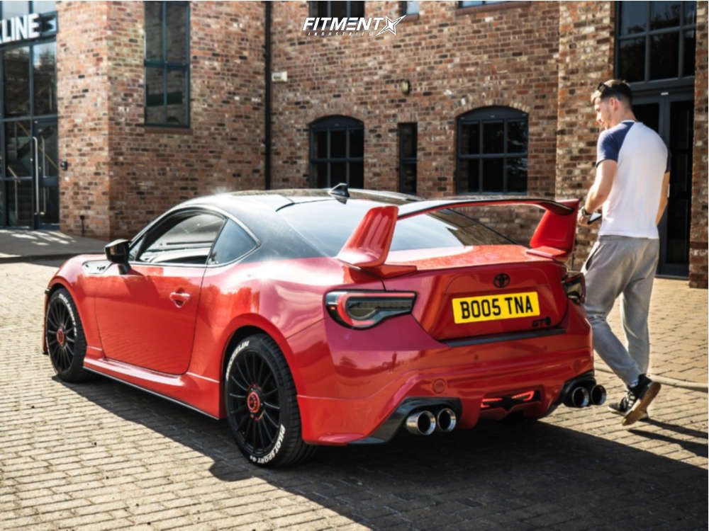 2016 Toyota 86 Base with 18x8 OZ Racing Superturismo Gt and Michelin ...