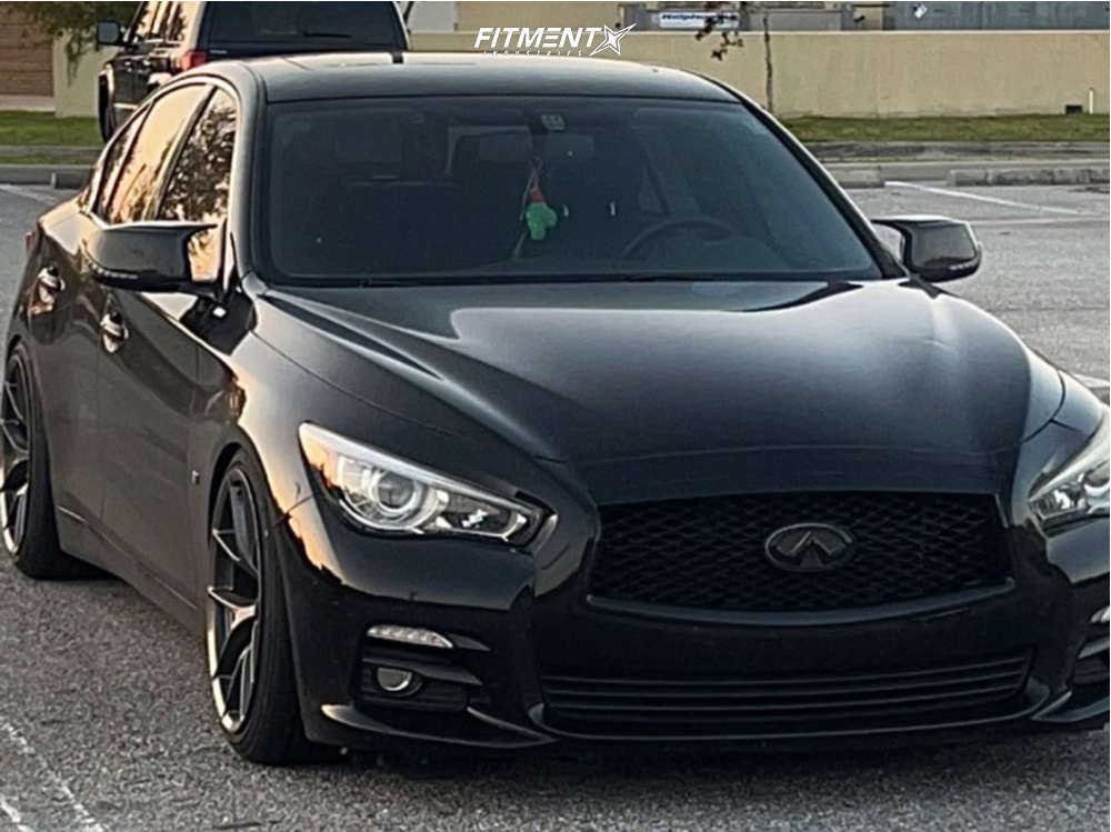 2014 INFINITI Q50 Premium with 19x10.5 ESR Rf2 and Vercelli 255x35 on ...