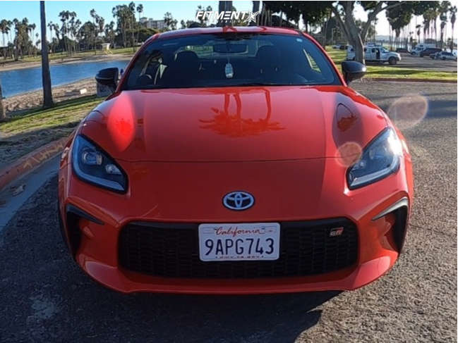 2022 Toyota GR86 Base with 18x8.5 Konig Hexaform and Vercelli 235x40 on ...