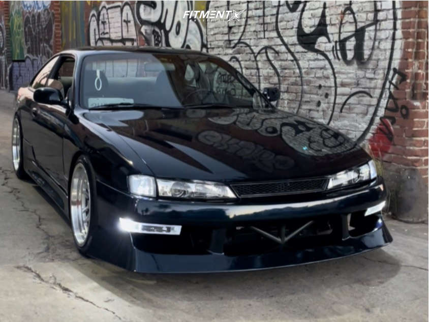 1995 Nissan 240SX SE with 18x9.5 Cosmis Racing Xt-206r and Lionhart ...