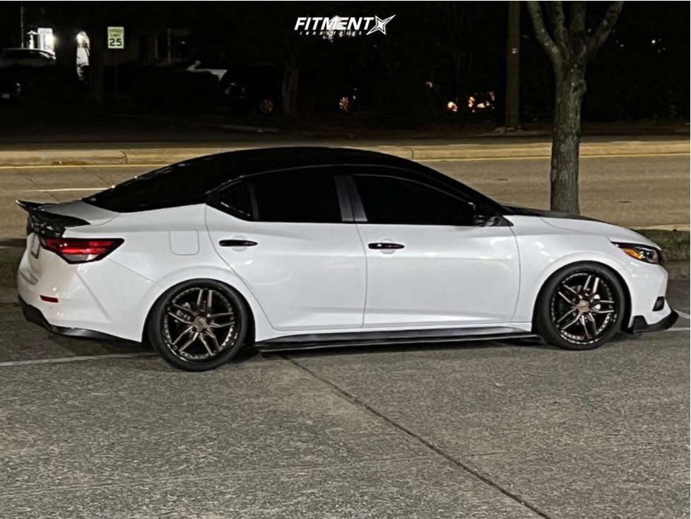 2022 Nissan Sentra SR with 19x8.5 Niche Methos and Toyo Tires 235x35 on ...