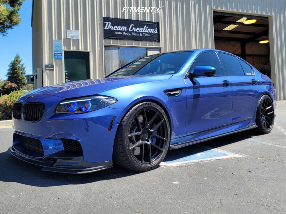 2013 BMW M5 Base with 20x9 Velgen VMB5 and Michelin 265x35 on Lowering ...