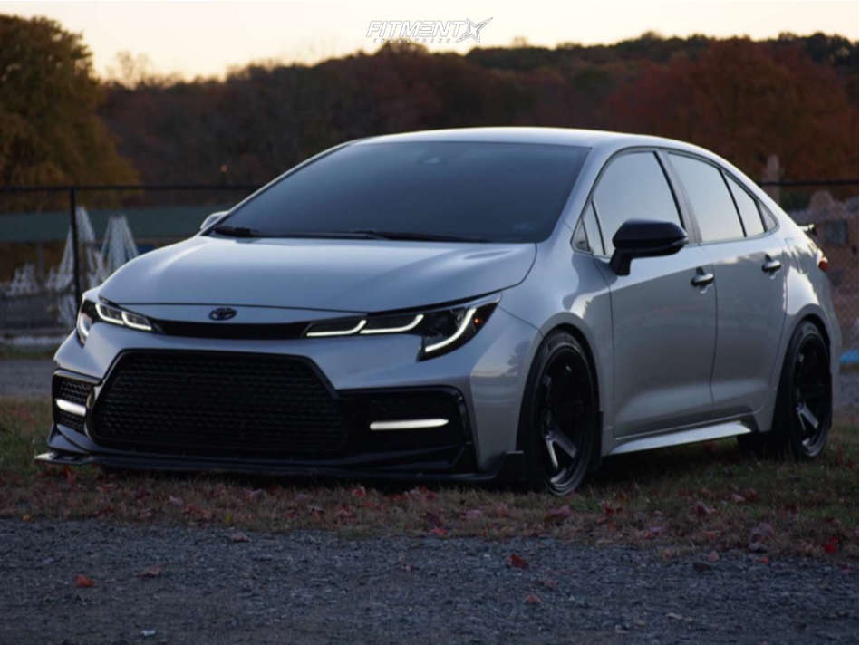 2021 Toyota Corolla SE Nightshade with 18x9.5 AVID1 AV6 and Vercelli ...