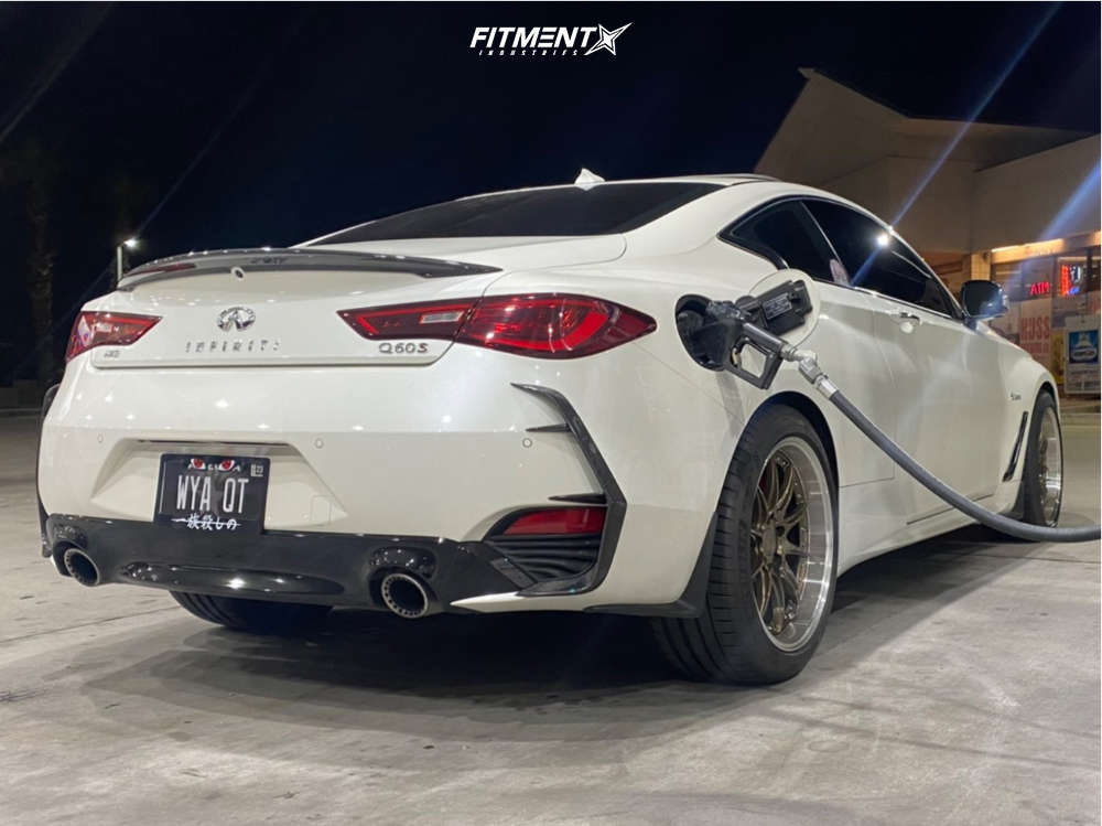 2019 INFINITI Q60 Red Sport 400 with 19x9.5 Aodhan DS07 and Michelin ...