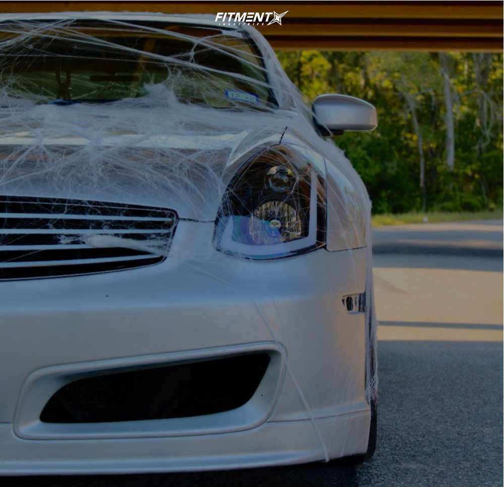 2003 INFINITI G35 Base with 18x8.5 F1R F27 and Velozza 225x45 on ...