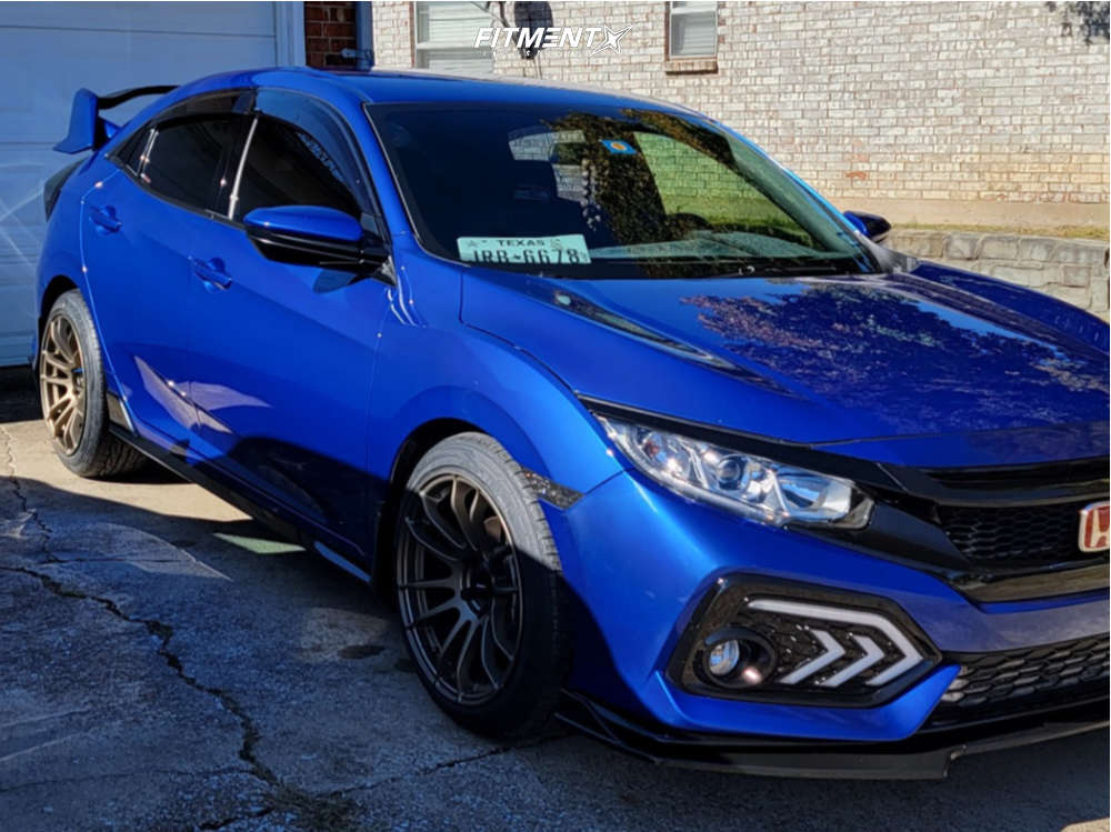 2017 Honda Civic Sport with 18x9.5 AVID1 Av20 and Toyo Tires 225x45 on ...
