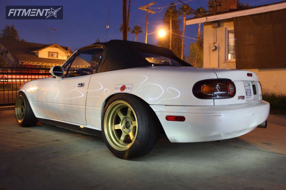 1994 Mazda MX-5 Miata Base with 15x8 Rota Grid and Falken 195x50 on ...