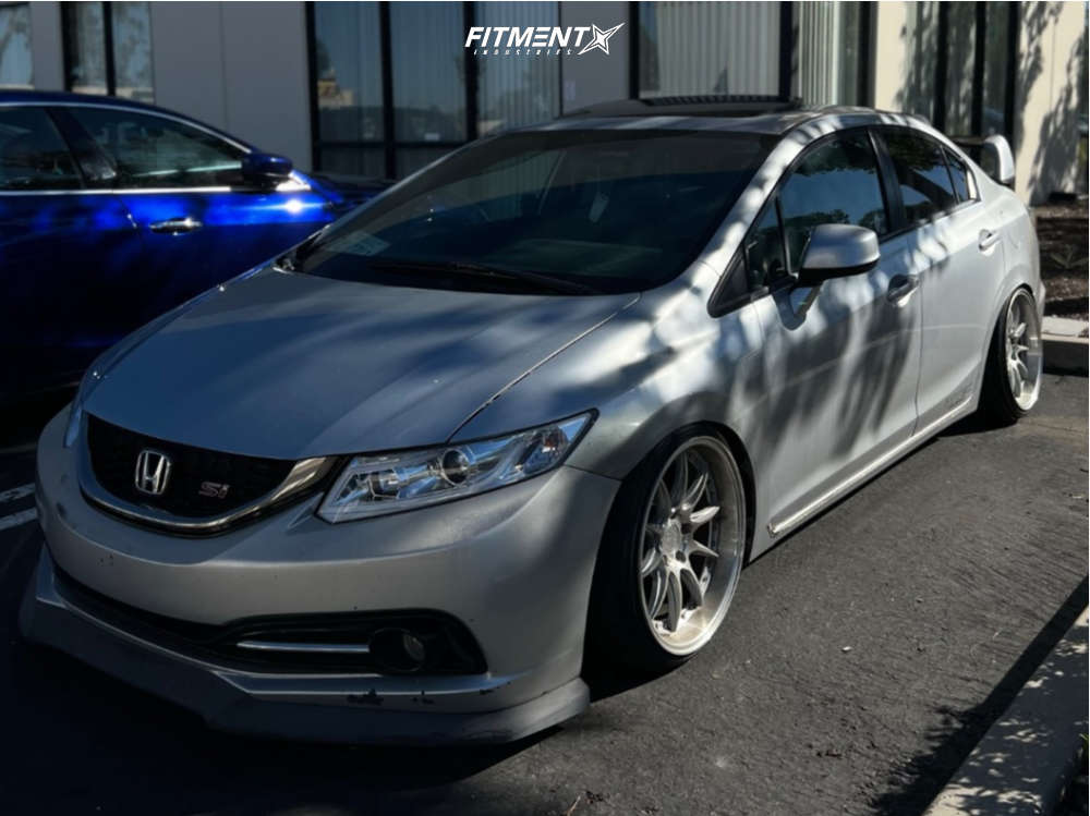 2013 Honda Civic Si with 18x9.5 Aodhan Ds07 and Lexani 215x35 on ...