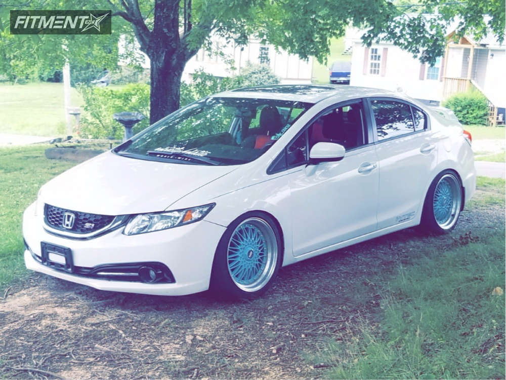 2014 Honda Civic Si with 18x8 STR 606 and Continental 225x45 on ...