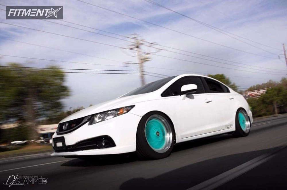 2014 Honda Civic Si with 18x8 STR 606 and Continental 225x45 on ...