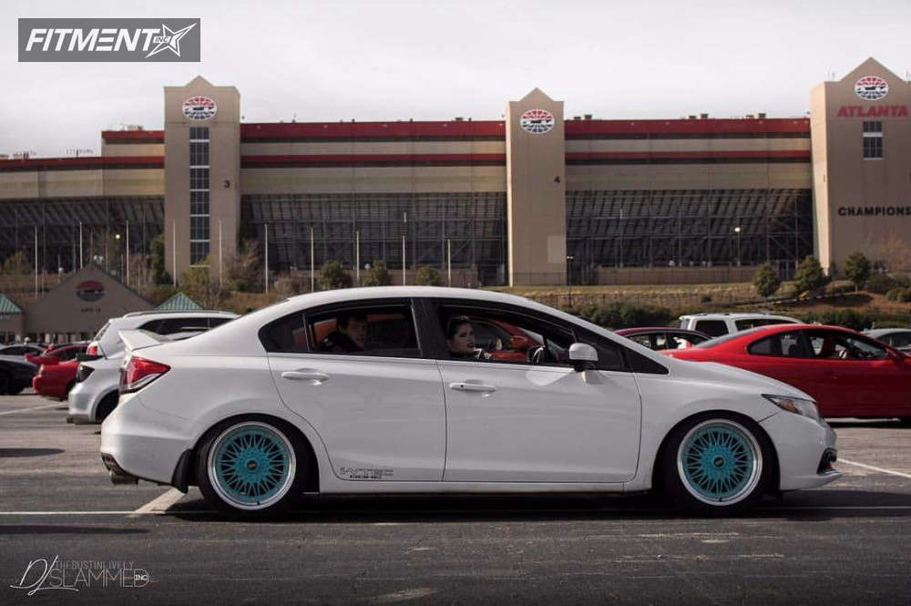 2014 Honda Civic Si with 18x8 STR 606 and Continental 225x45 on ...