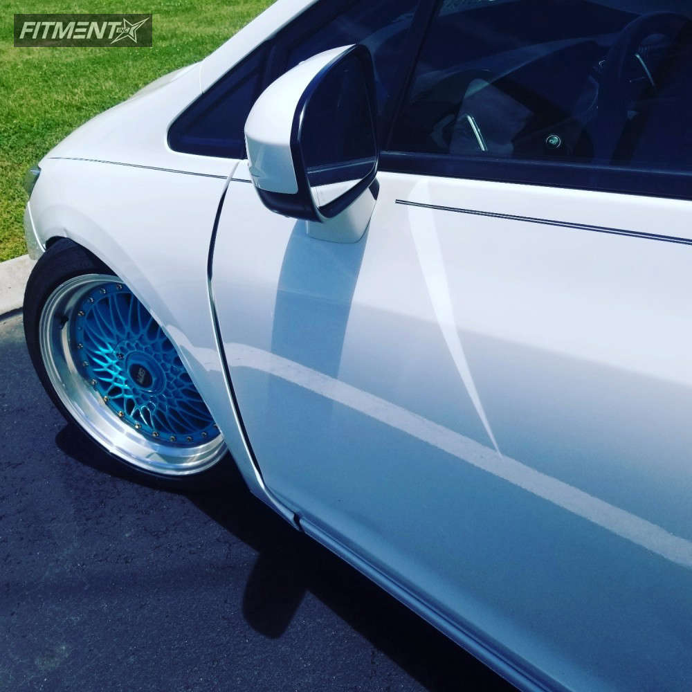 2014 Honda Civic Si with 18x8 STR 606 and Continental 225x45 on ...