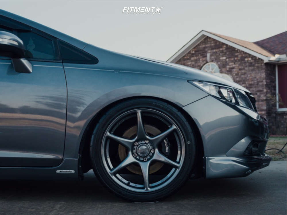 2012 Honda Civic Si with 18x8.5 Kansei Tandem and Kenda 245x40 on ...
