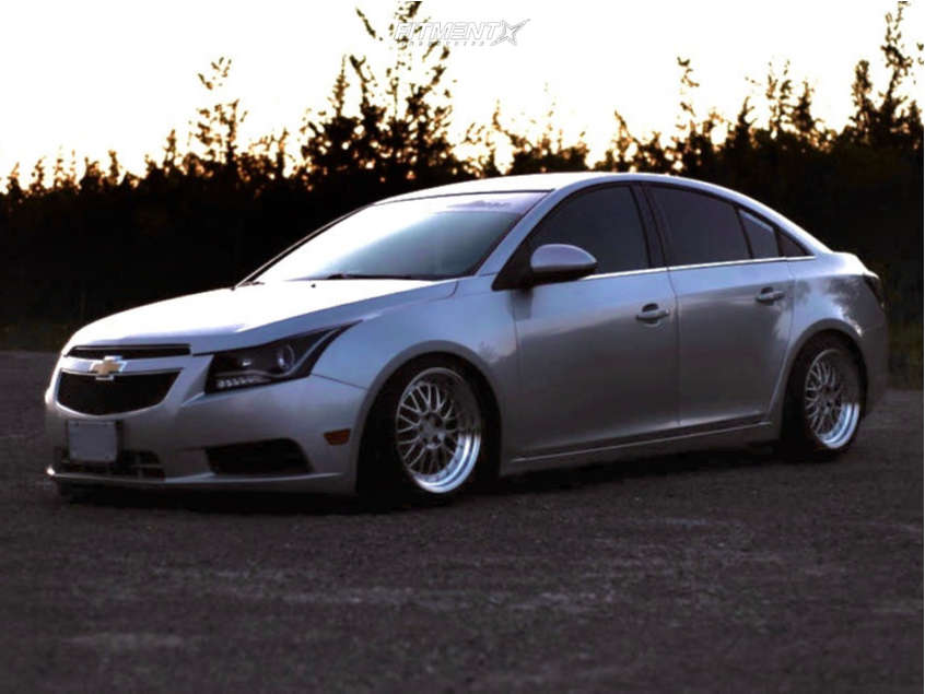 2013 Chevrolet Cruze LT with 17x8.5 ESR Sr05 and Hankook 215x45 on Coilovers | 2502374 | Fitment ...