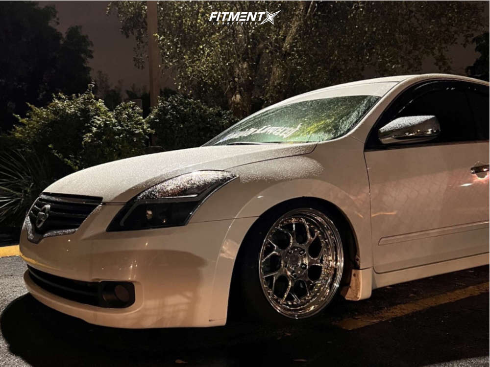 2009 Nissan Altima SL with 18x9.5 Aodhan Ds01 and Vercelli 215x35 on ...