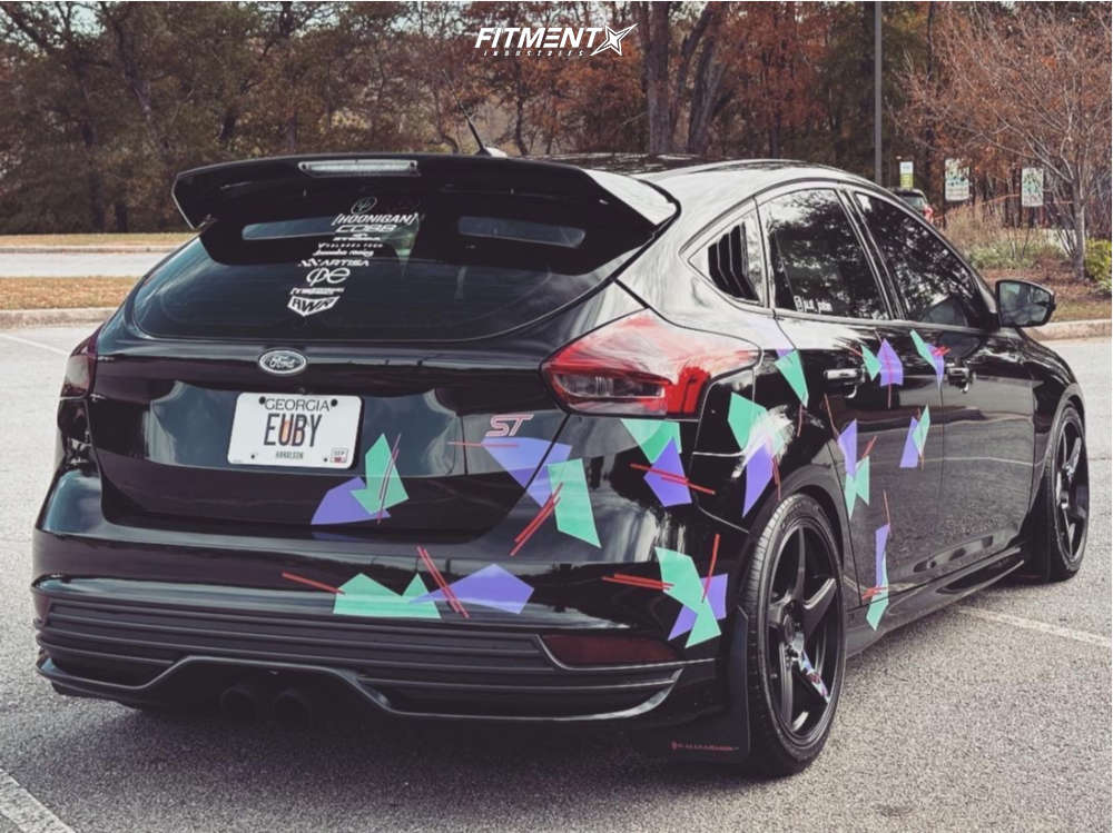 2017 Ford Focus ST with 18x8.5 Anovia Kinetic and Crosswind 235x40 on ...