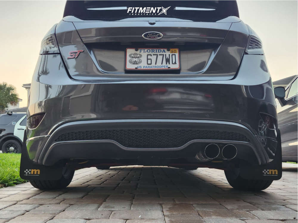 2016 Ford Fiesta ST with 16x8 Konig Dekagram and General 205x50 on ...