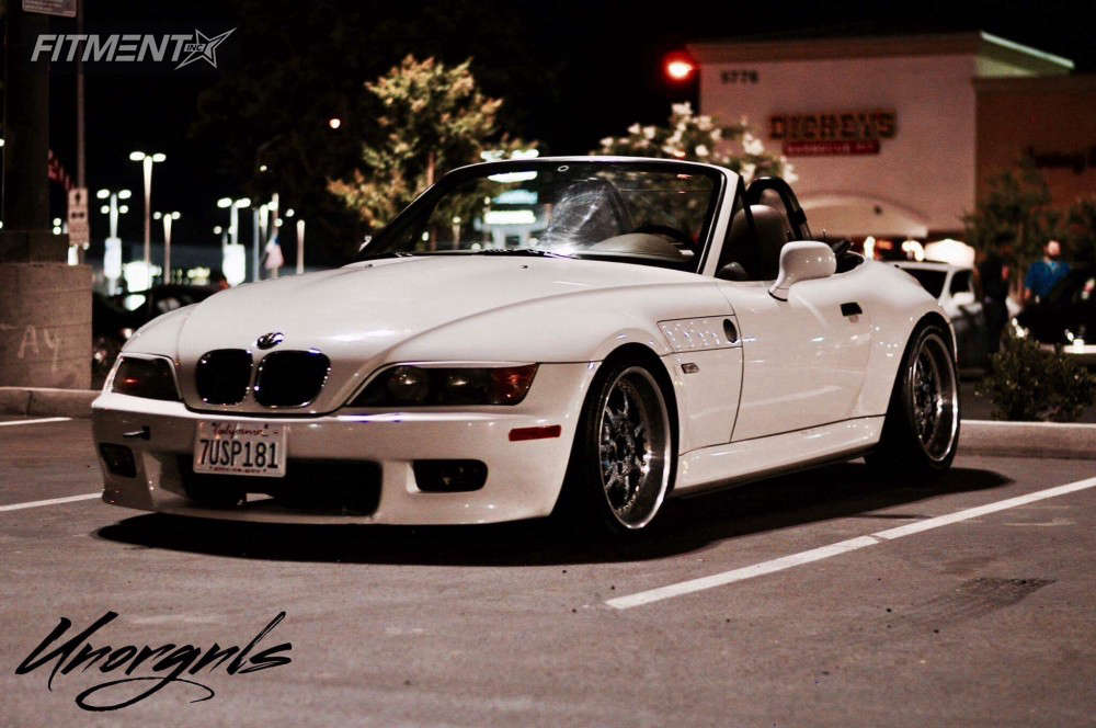 1998 BMW Z3 Roadster with 17x8 BBS RT 107 and Hankook 225x45 on ...