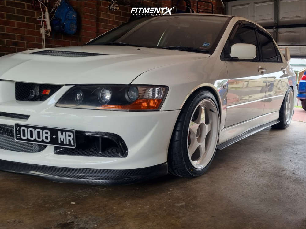 2005 Mitsubishi Lancer Evolution MR with 18x9.5 AVID1 AV42 and Bridgestone 245x40 on Coilovers ...