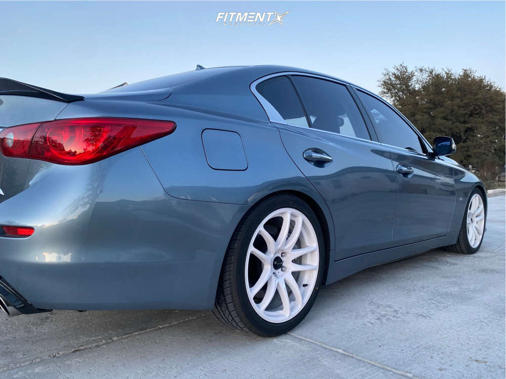 2015 INFINITI Q50 Sport with 19x8.5 Vors Tr4 and Vercelli 245x40 on ...
