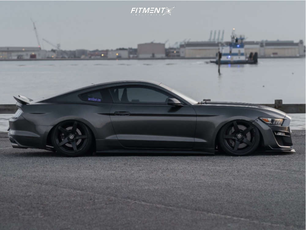2015 Ford Mustang GT with 19x9.5 Forgestar Cf5 and Firestone 265x35 on ...