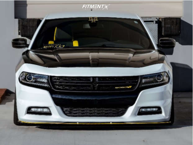 2018 Dodge Charger R/T with 20x10 Verde Form Vff01 and Cooper 275x40 on ...