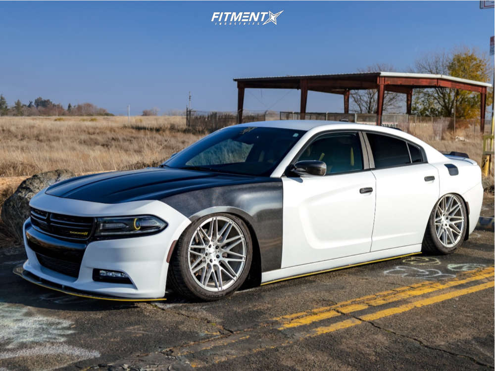 2018 Dodge Charger R/T with 20x10 Verde Form Vff01 and Cooper 275x40 on ...