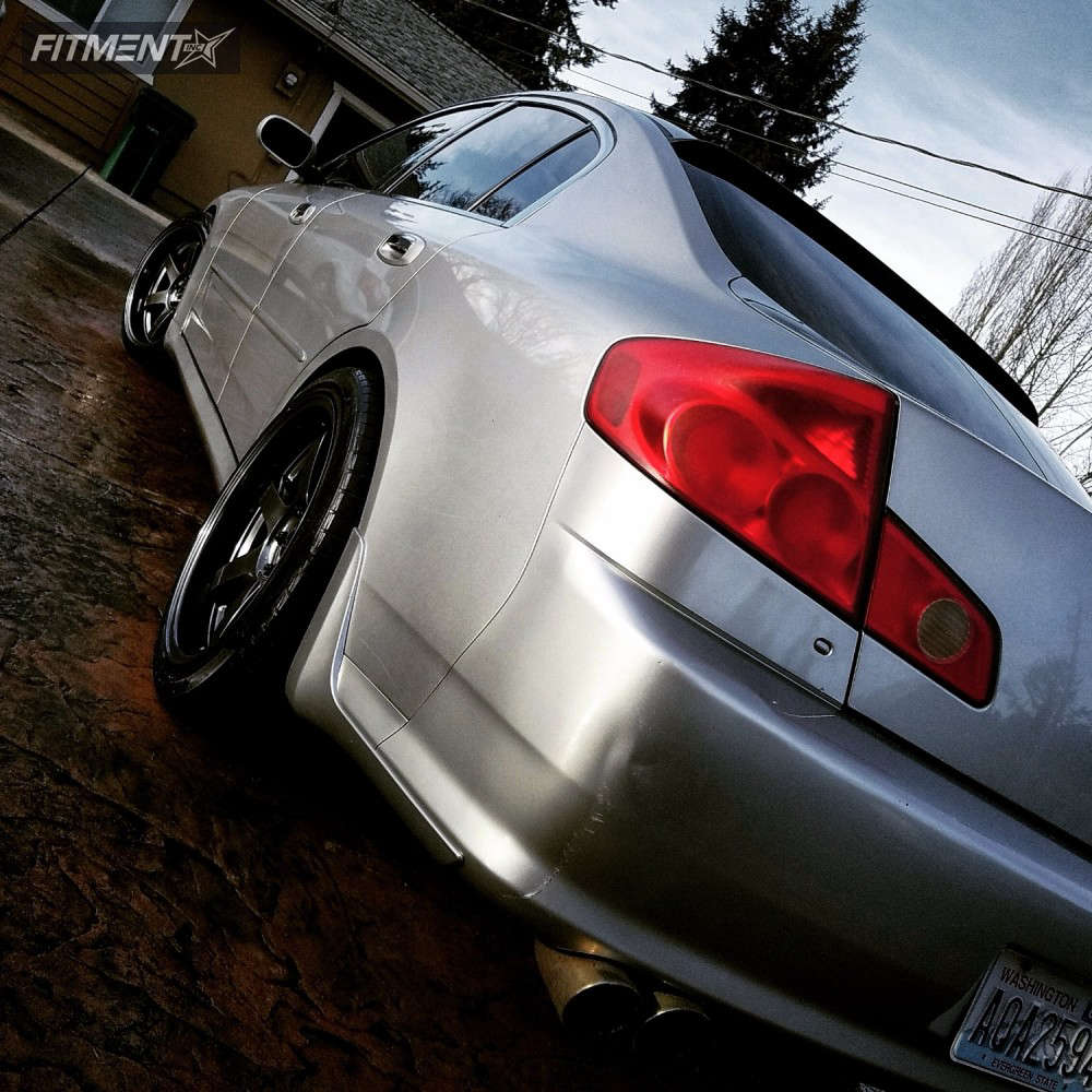 2005 INFINITI G35 Base with 19x9.5 JNC JNC014 and Continental 235x40 on ...