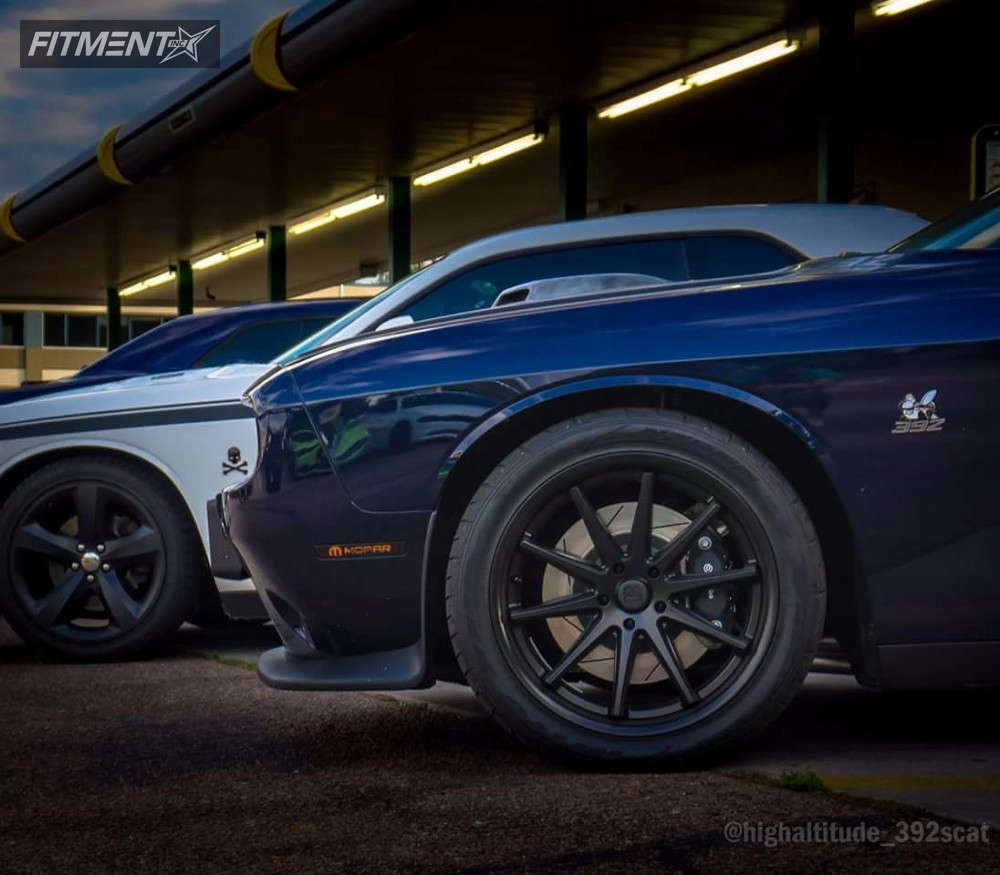 2015 Dodge Challenger SRT 392 with 20x9 Rohana Rc10 and Nitto 275x40 on ...
