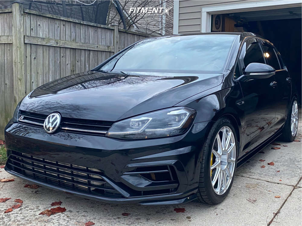 2019 Volkswagen Golf R Base with 18x8.5 Neuspeed Rse11r and Continental ...