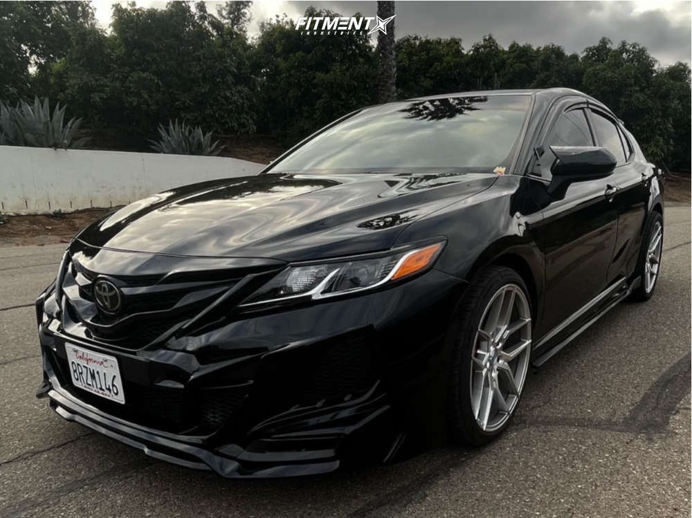2020 Toyota Camry SE with 20x9 Mach Me4 and Continental 235x35 on ...