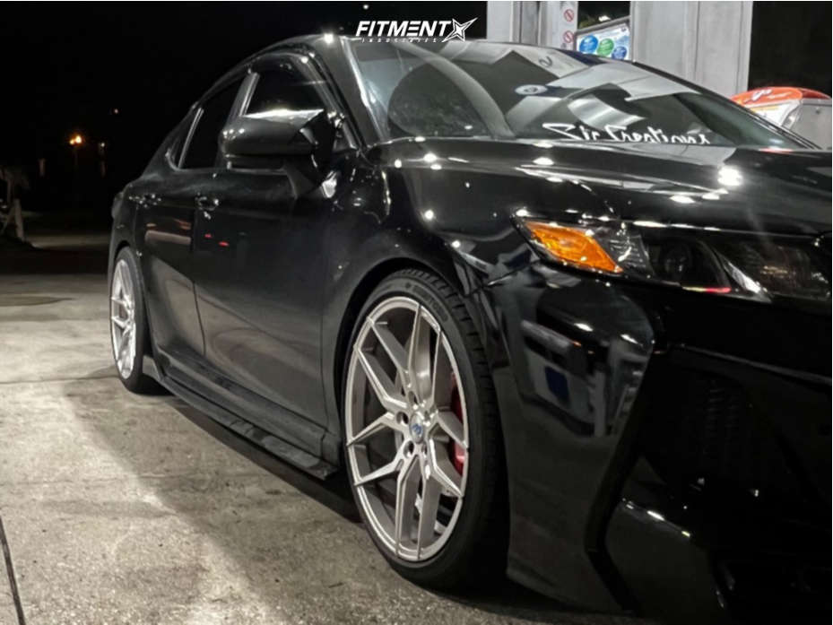 2020 Toyota Camry SE with 20x9 Mach Me4 and Continental 235x35 on ...