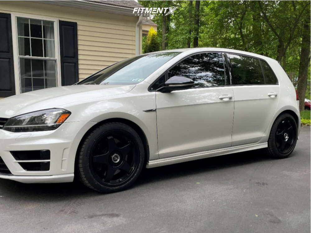 2016 Volkswagen Golf R Base with 18x8.5 Fifteen52 Chicane and ...